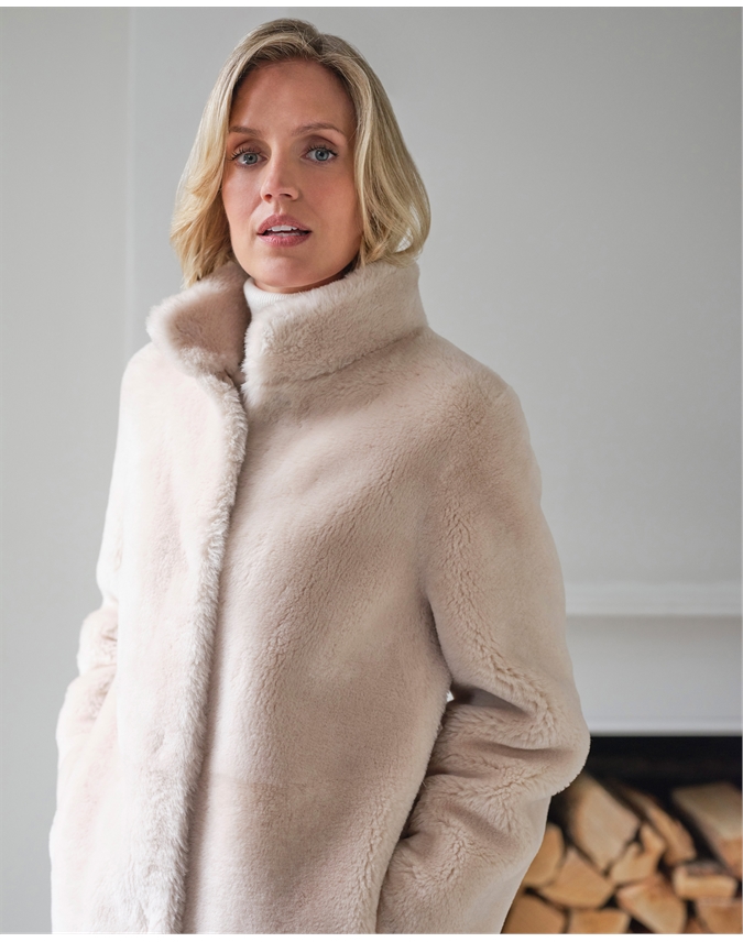 Pebble | Shearling Reversible Coat | Pure Collection