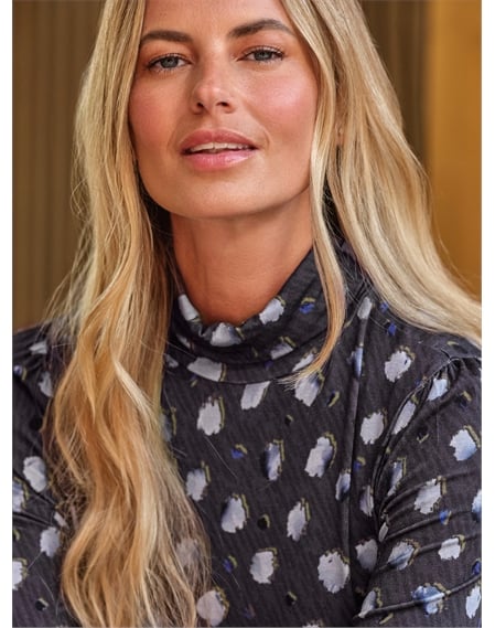 Womens T Shirt Sale | Pure Collection UK