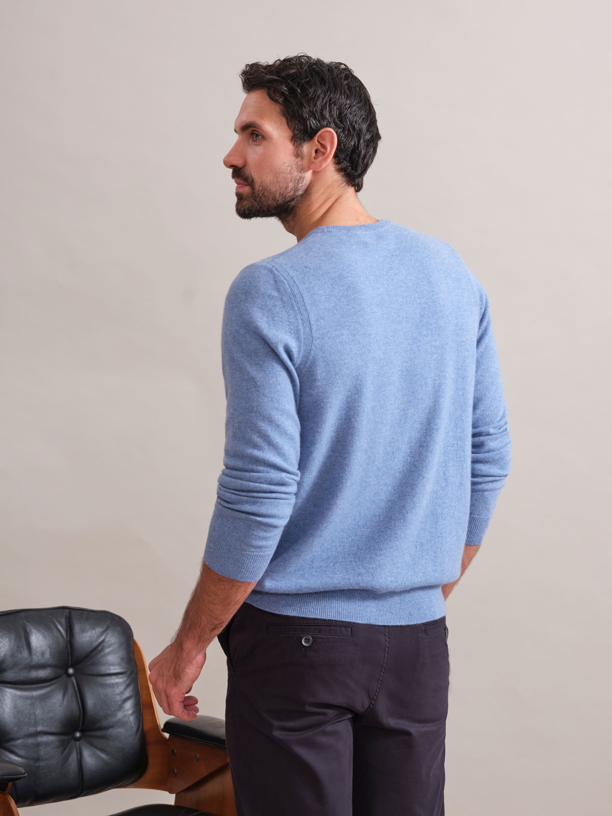 Denim Chambray | Mens Cashmere Crew Sweater | Pure Collection