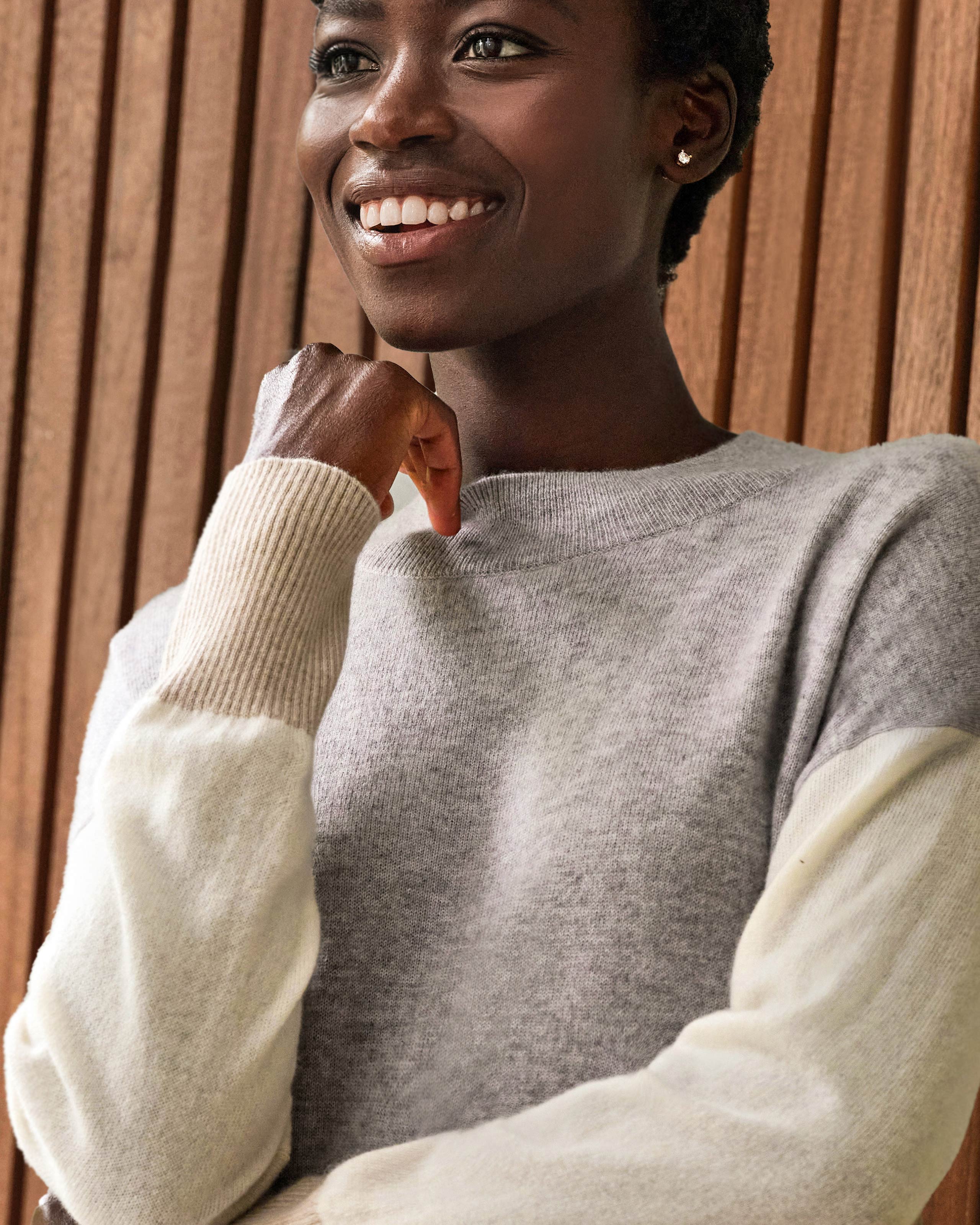 Soft Grey | Cashmere Colour Block Jumper | Pure Collection