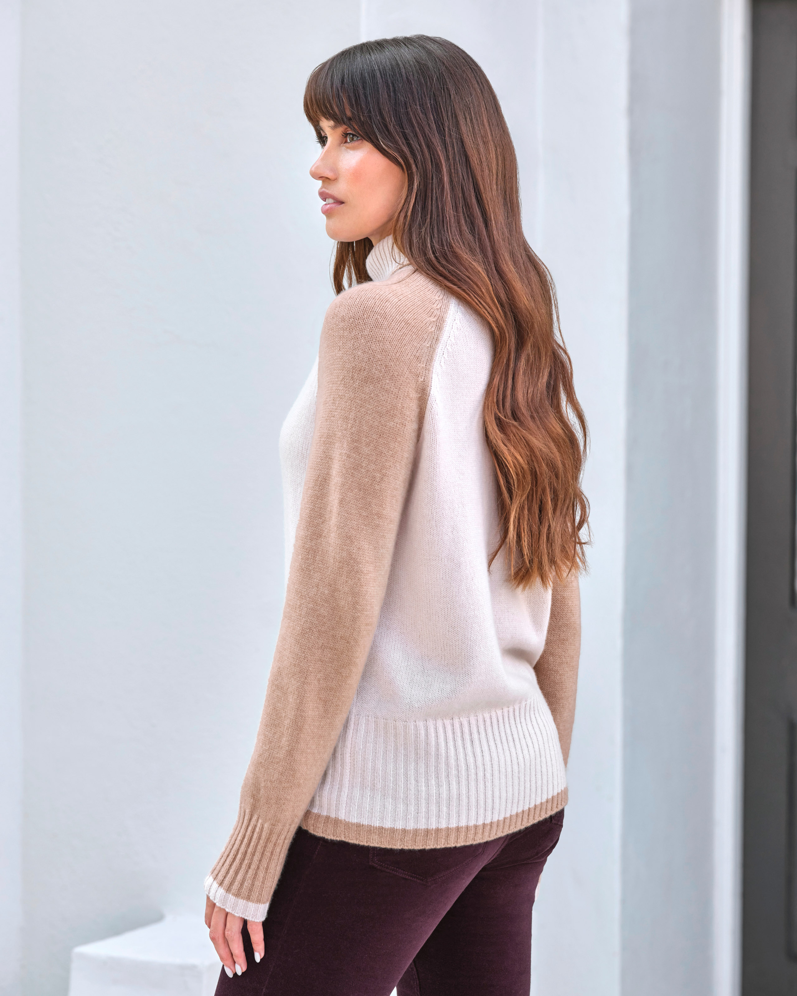 Neutral Multi | Cashmere Lofty Colour Block Sweater | Pure Collection