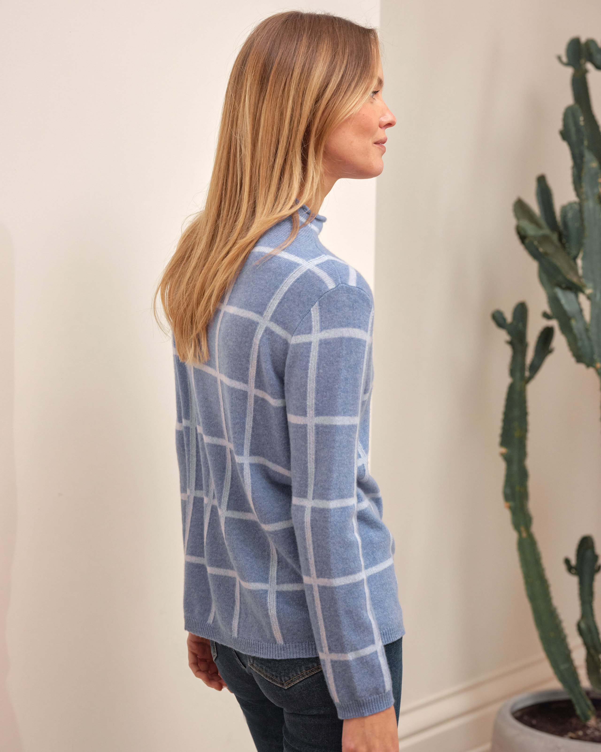 Denim Chambray Soft White | Gassato Checked Sweater | Pure Collection