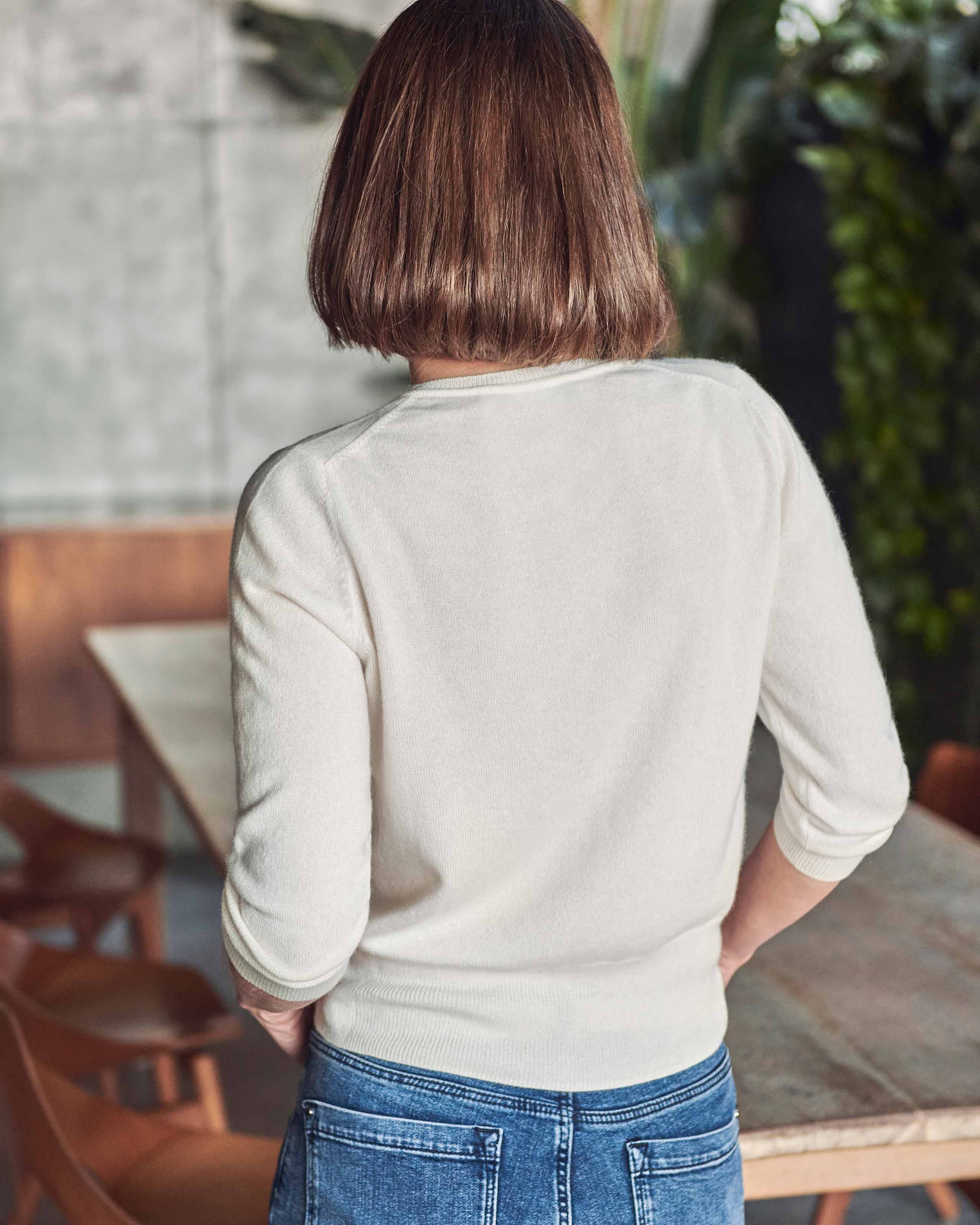 Soft White | Cashmere Cropped Cardigan | Pure Collection