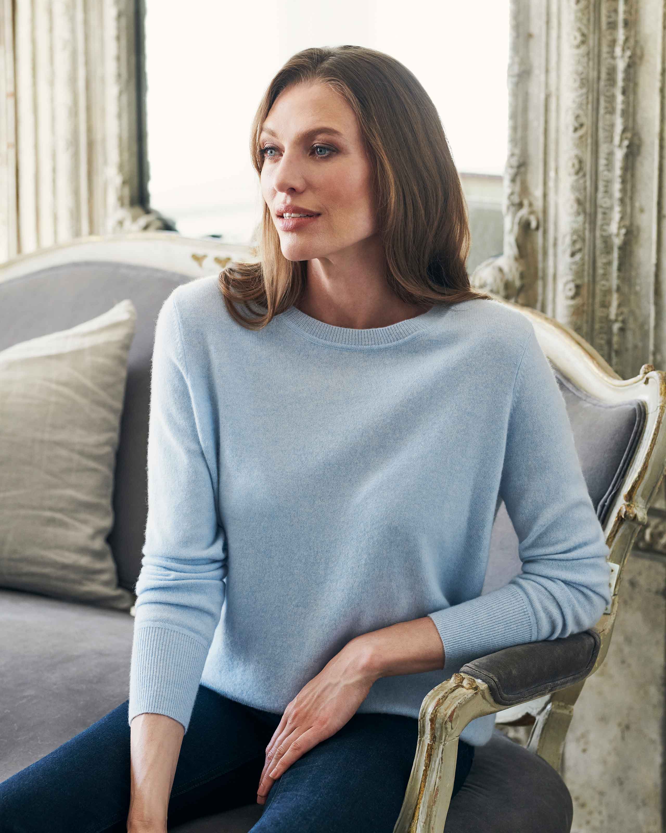 Cloud Blue | Womens Cashmere Boyfriend Sweater | Pure Collection