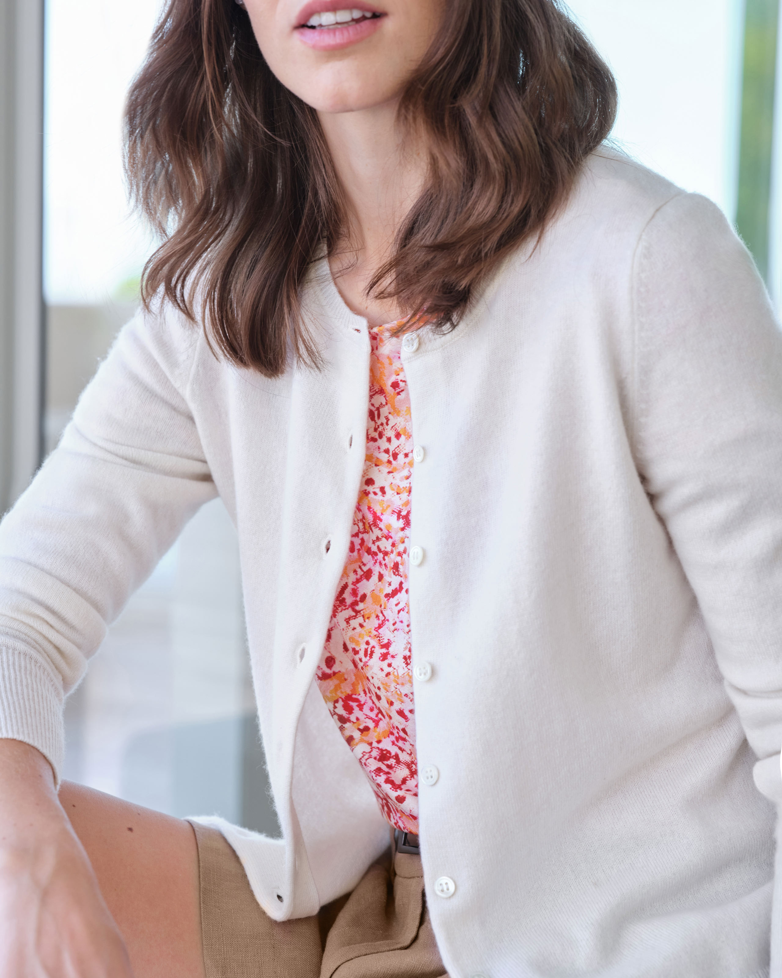 Soft White | Cashmere Crew Neck Cardigan | Pure Collection